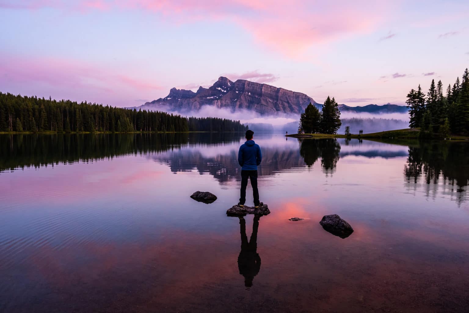 15 BEST Spots For Breakfast in Banff