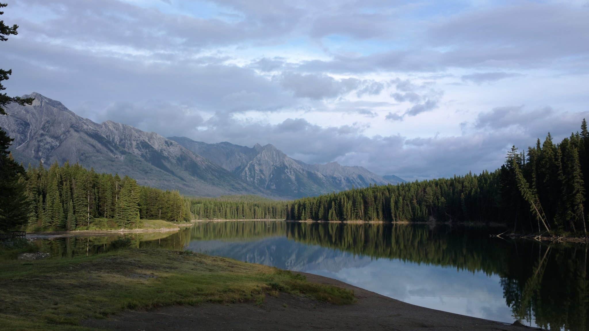 15 Things to Know About Johnson Lake in Banff