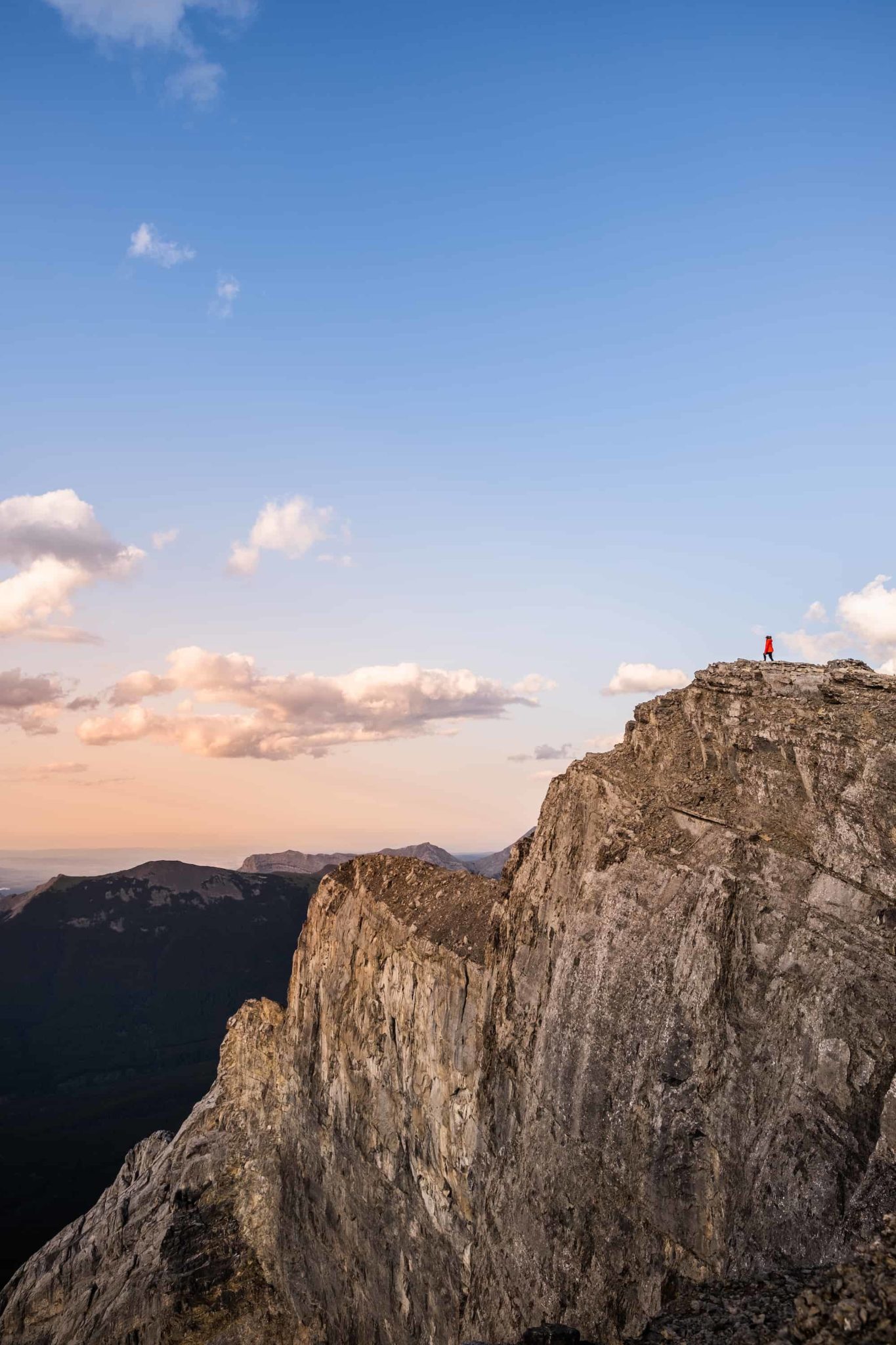 22 BEAUTIFUL Kananaskis Hikes To Tackle (2024)