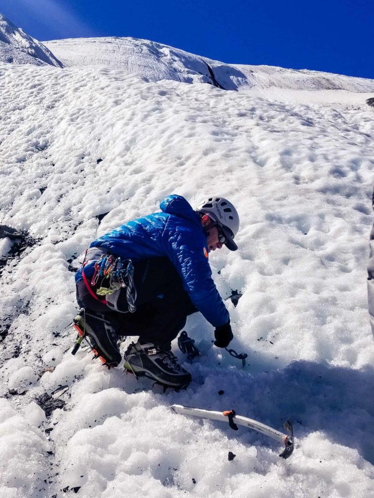 How To Climb Mount Athabasca With a Mountaineering Course