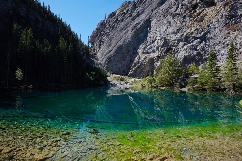 How to Hike to BEAUTIFUL Grassi Lakes Near Canmore