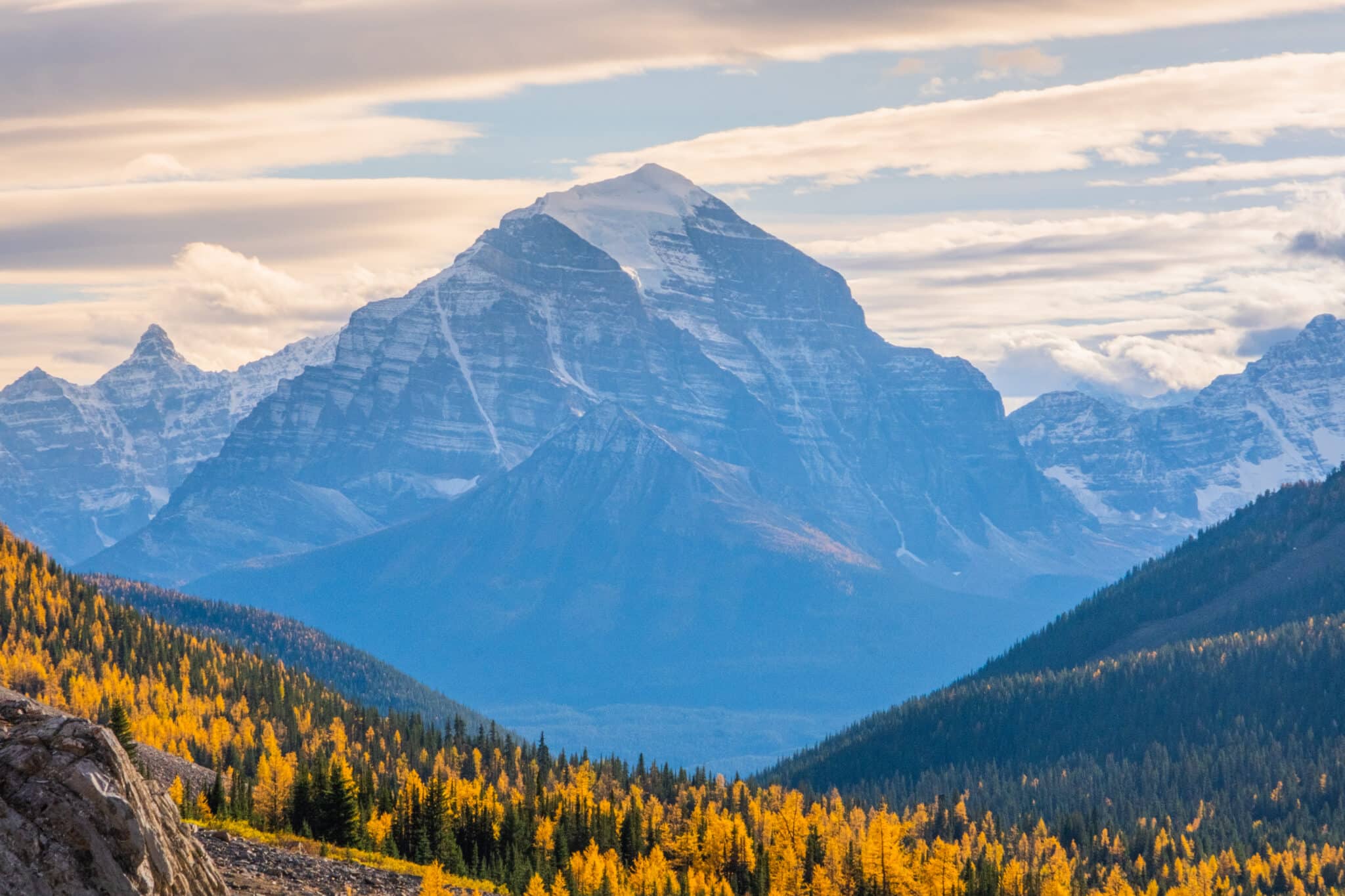 12 Moraine Lake Hikes With AMAZING Views