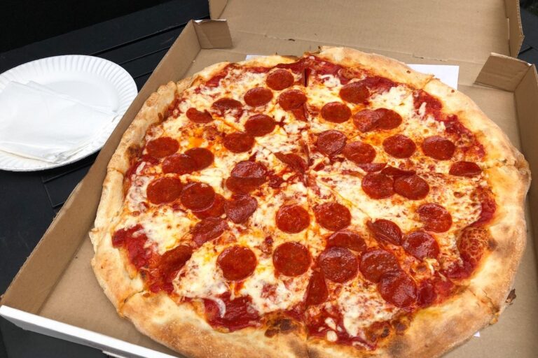 30 BEST Edmonton Restaurants You Need To Try (2026)