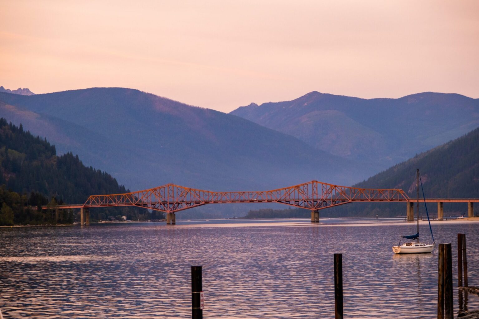 12 BEST Things to do in Nelson, BC - Canada