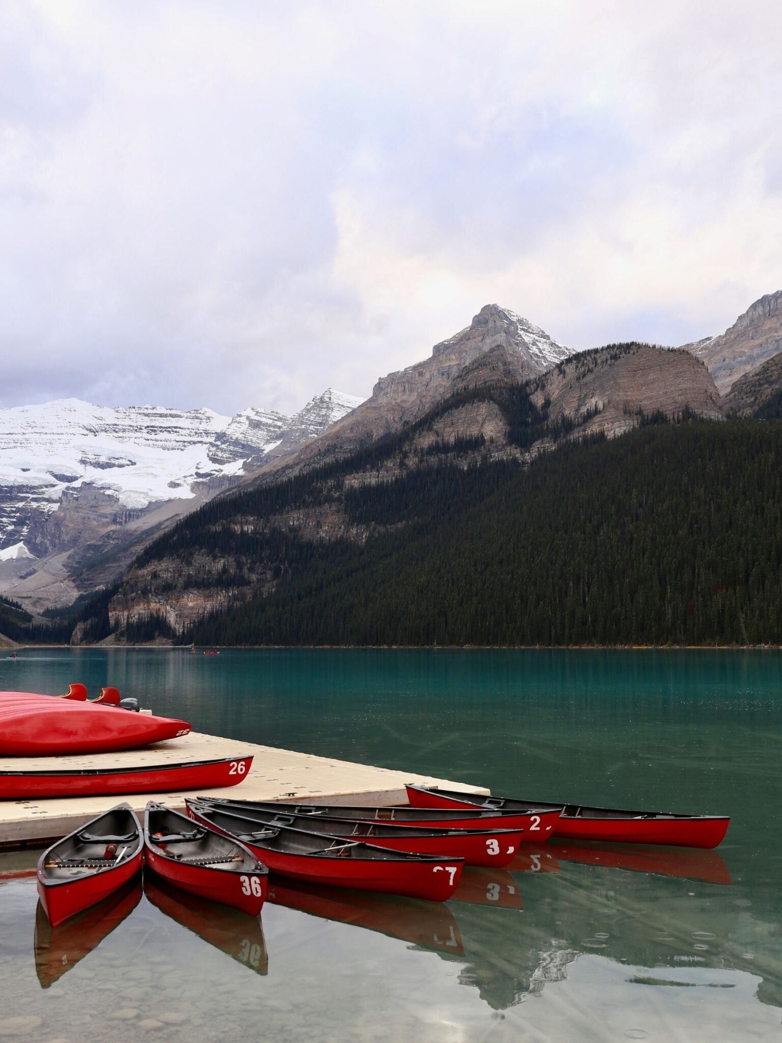 Lake Louise Canoe Rental: 10 Tips You NEED to Know