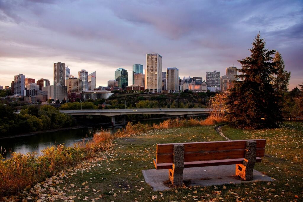 16 BEST Stops On the Drive From Calgary to Edmonton (Direct Route)