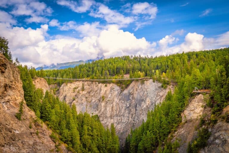 Is the Golden Skybridge Worth Visiting?