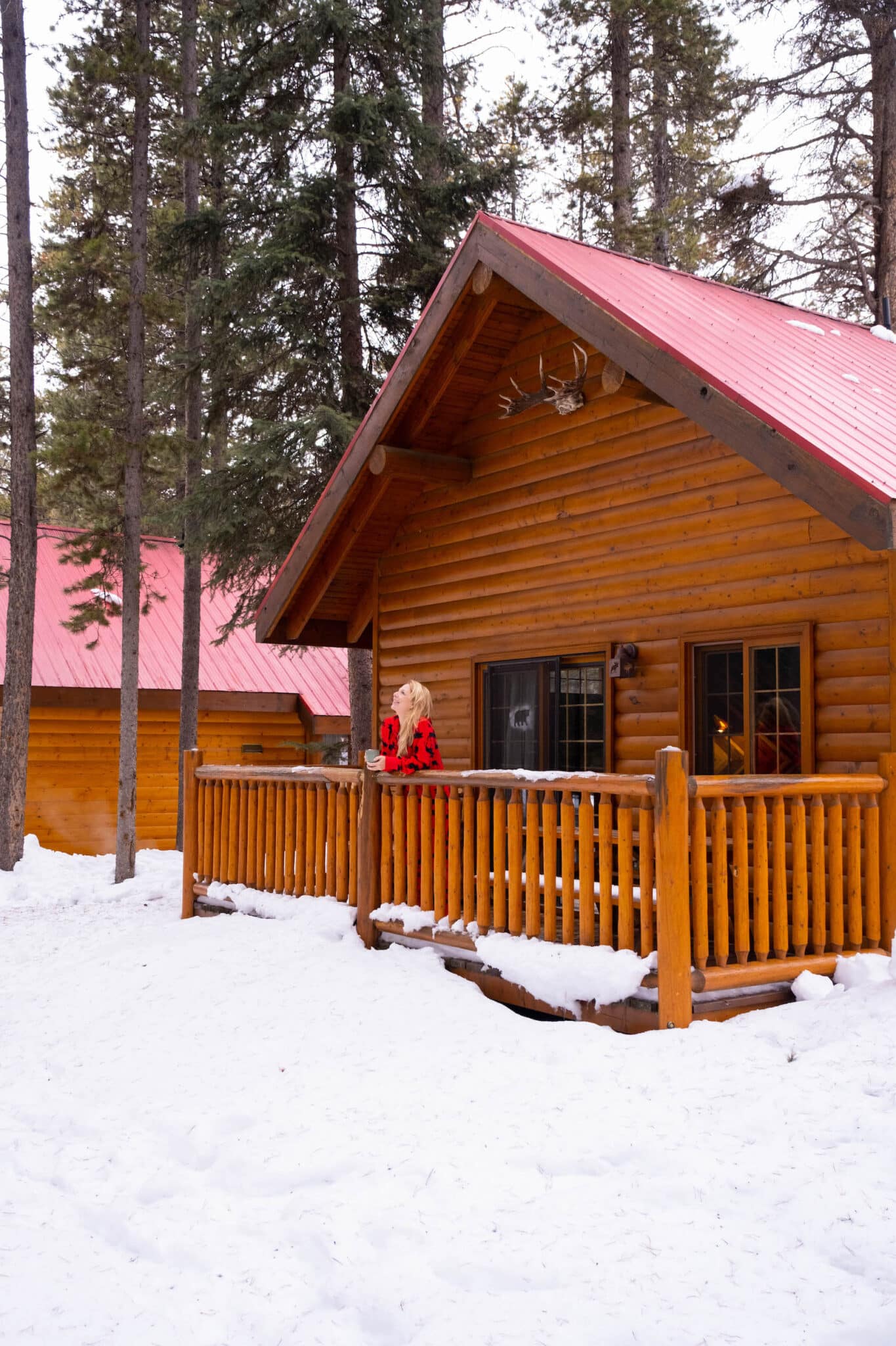 21 BEAUTIFUL Banff Cabin Rentals to Cozy Up In