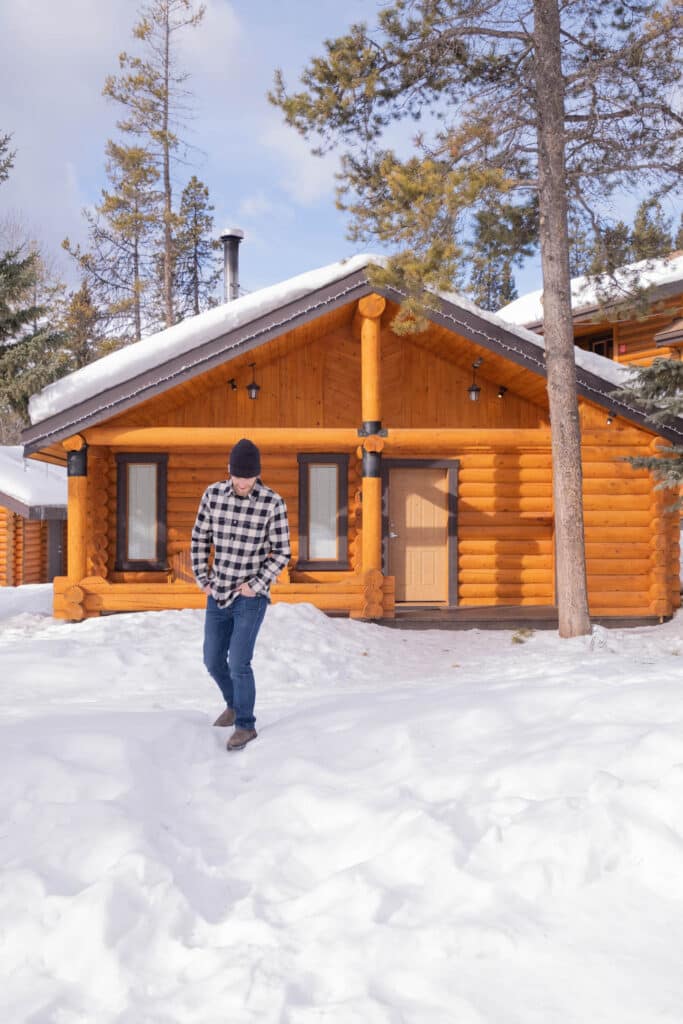 20 BEAUTIFUL Banff Cabin Rentals and Chalets to Get Cozy In