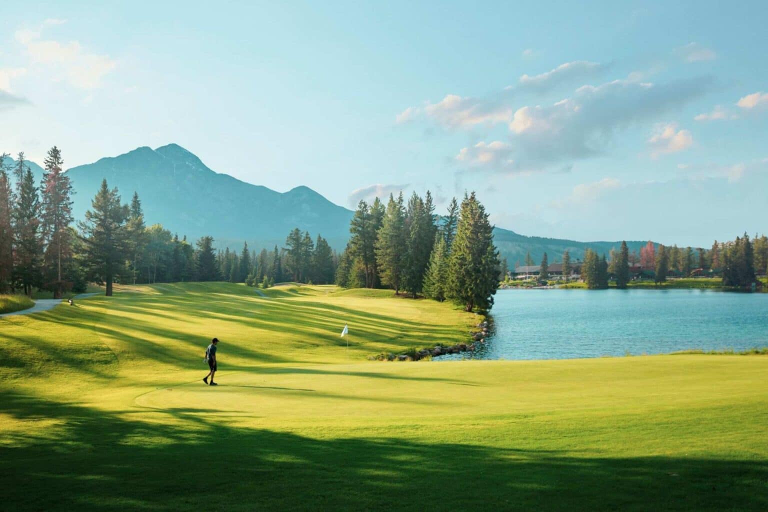 20 BEST Alberta Golf Courses to Tee Off At