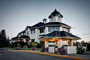 20 BEST Alberta Golf Courses to Tee Off At