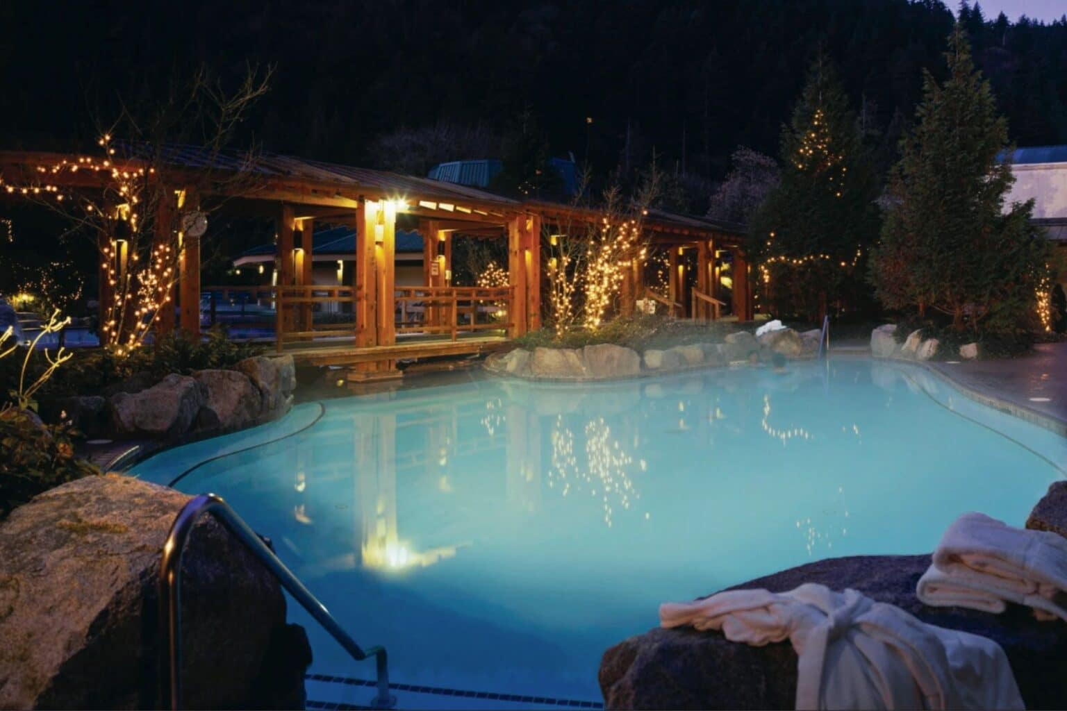 12 BEST Hot Springs in BC (2025)