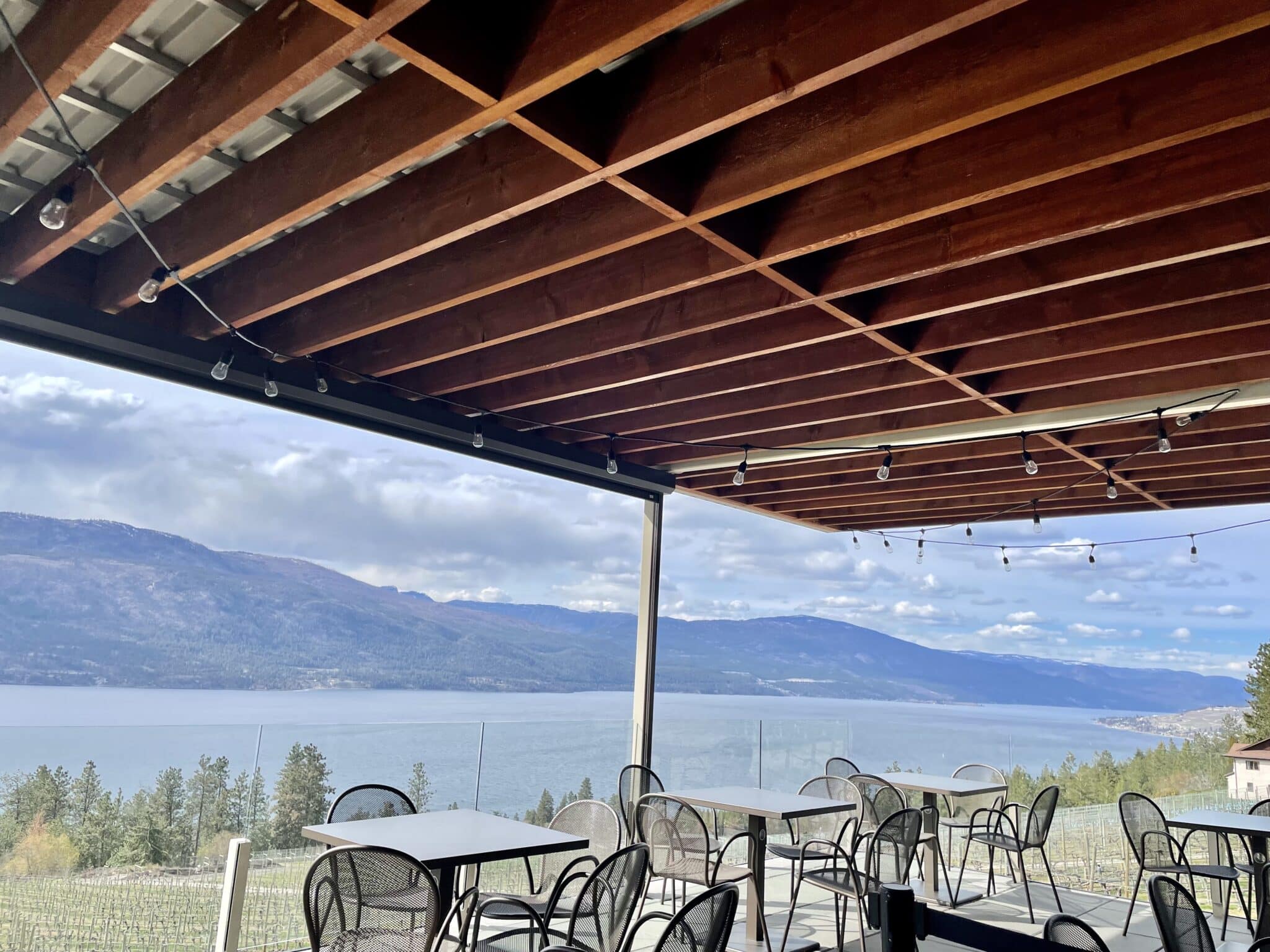 10 BEST Kelowna Wineries You Don't Want to Miss (BC)