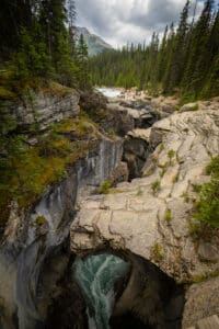 Things to Know BEFORE Visiting Mistaya Canyon