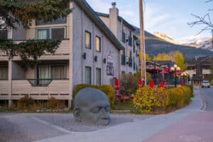 13 EASY Walks in Canmore the Whole Fam Can Enjoy!