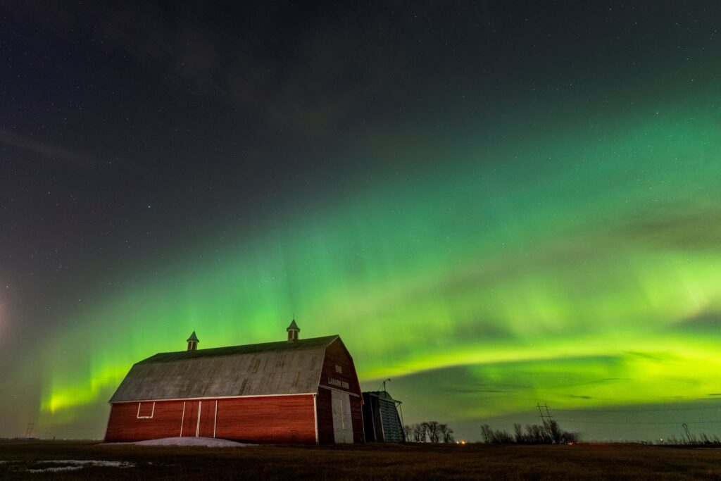 Where & How To See Northern Lights In Alberta