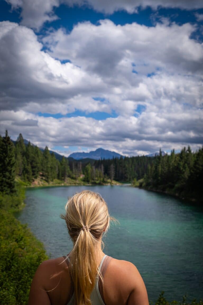 How To Hike The Valley of the Five Lakes In Jasper