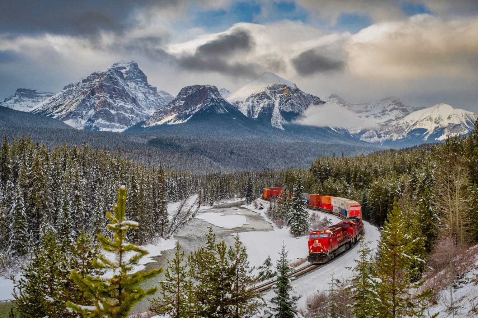 How To Visit and Photograph Morant's Curve in BANFF