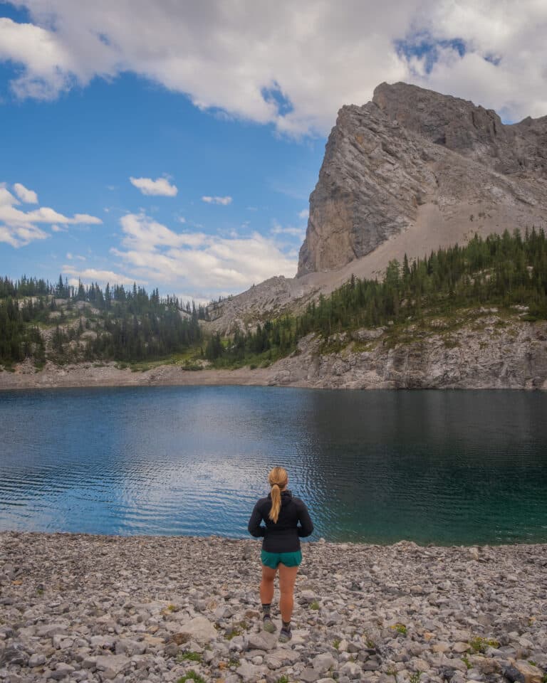 18 BEST Hikes Near Calgary (Easy & Hard!)