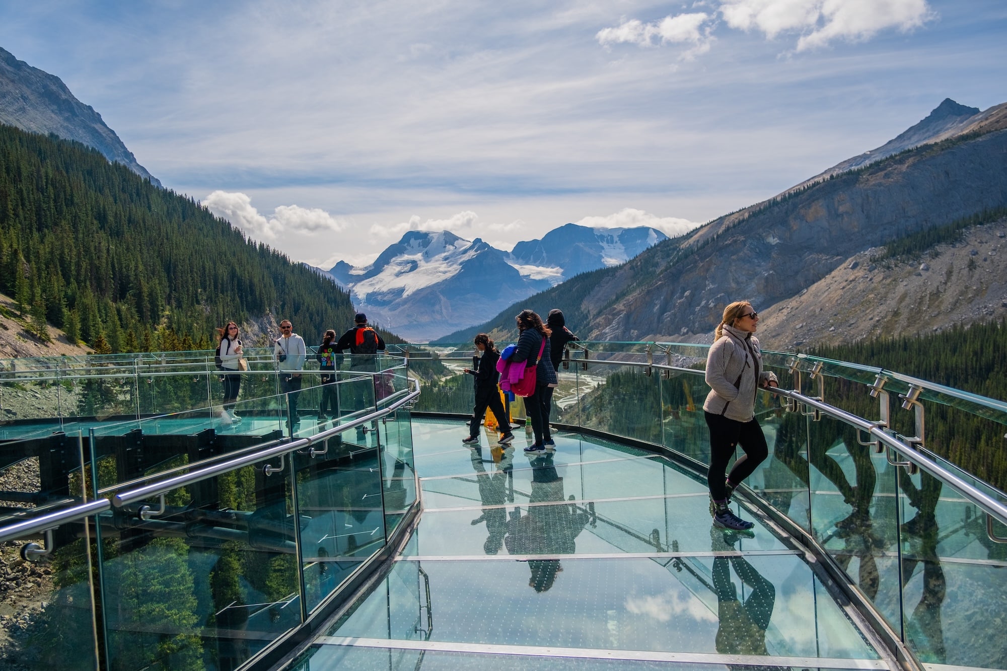 Columbia Icefield Explorer Tour With Skywalk The Banff Blog Columbia Icefield Explorer Tour With Skywalk The Banff Blog