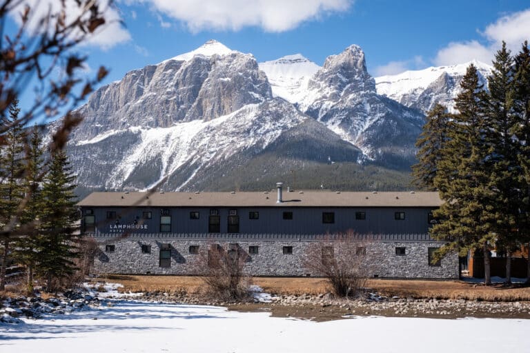 13 BEST Canmore Hotels and Accommodation Options (2025)