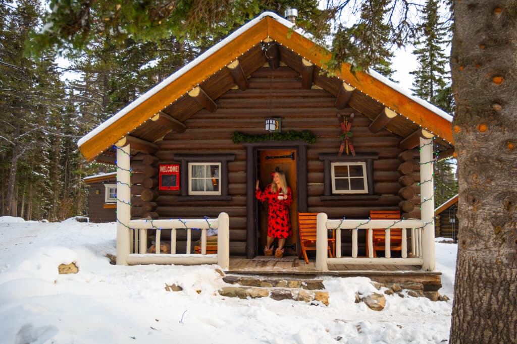 A Cozy Escape At Storm Mountain Lodge: Cabin Review