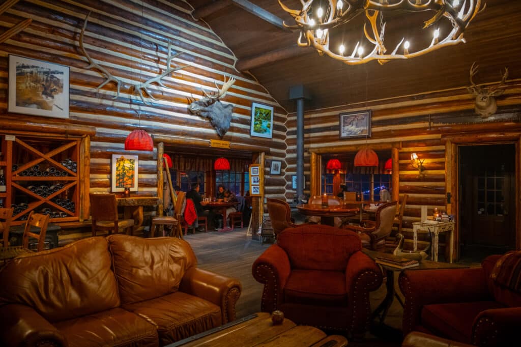 BEST Hotels in Banff - Stay in Downtown Banff & Elsewhere