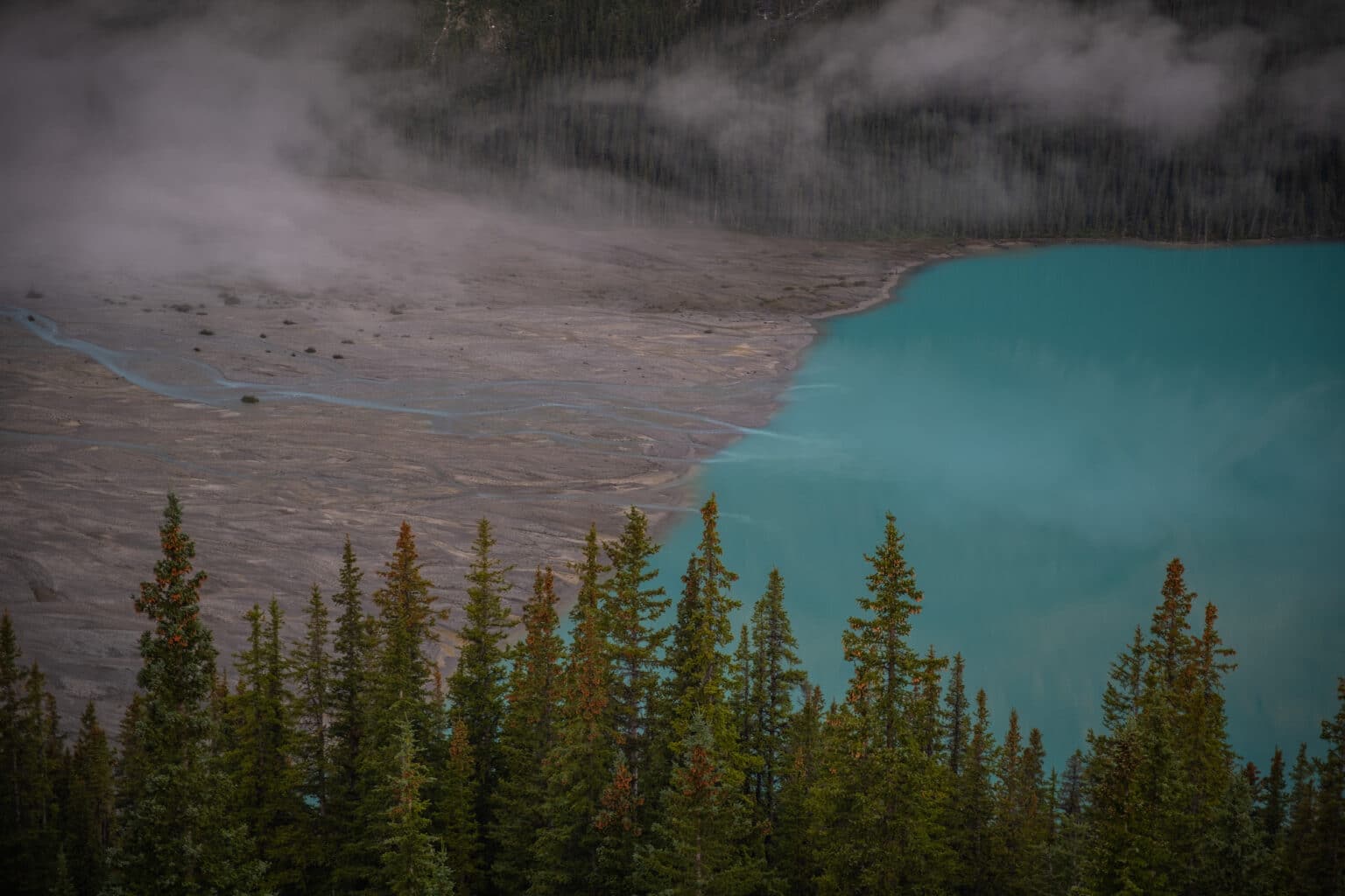 7 Lakes That Are Just as Blue As Lake Louise (Without the Crowds)