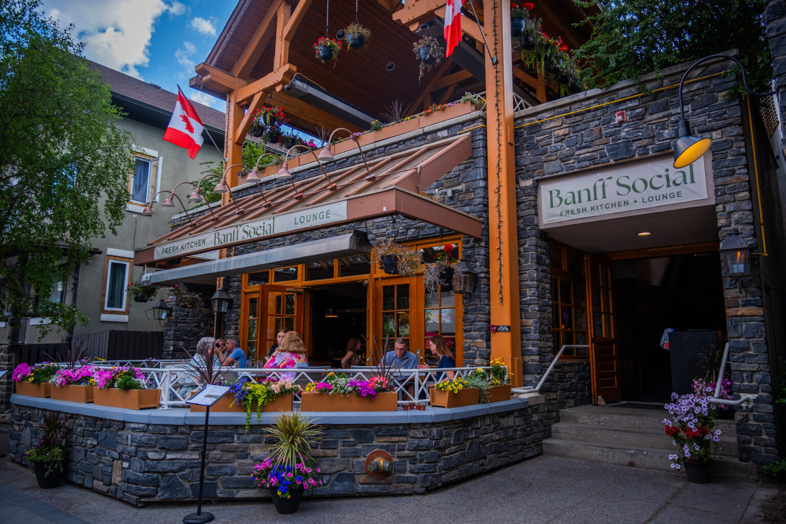 25 BEST Banff Restaurants To Try