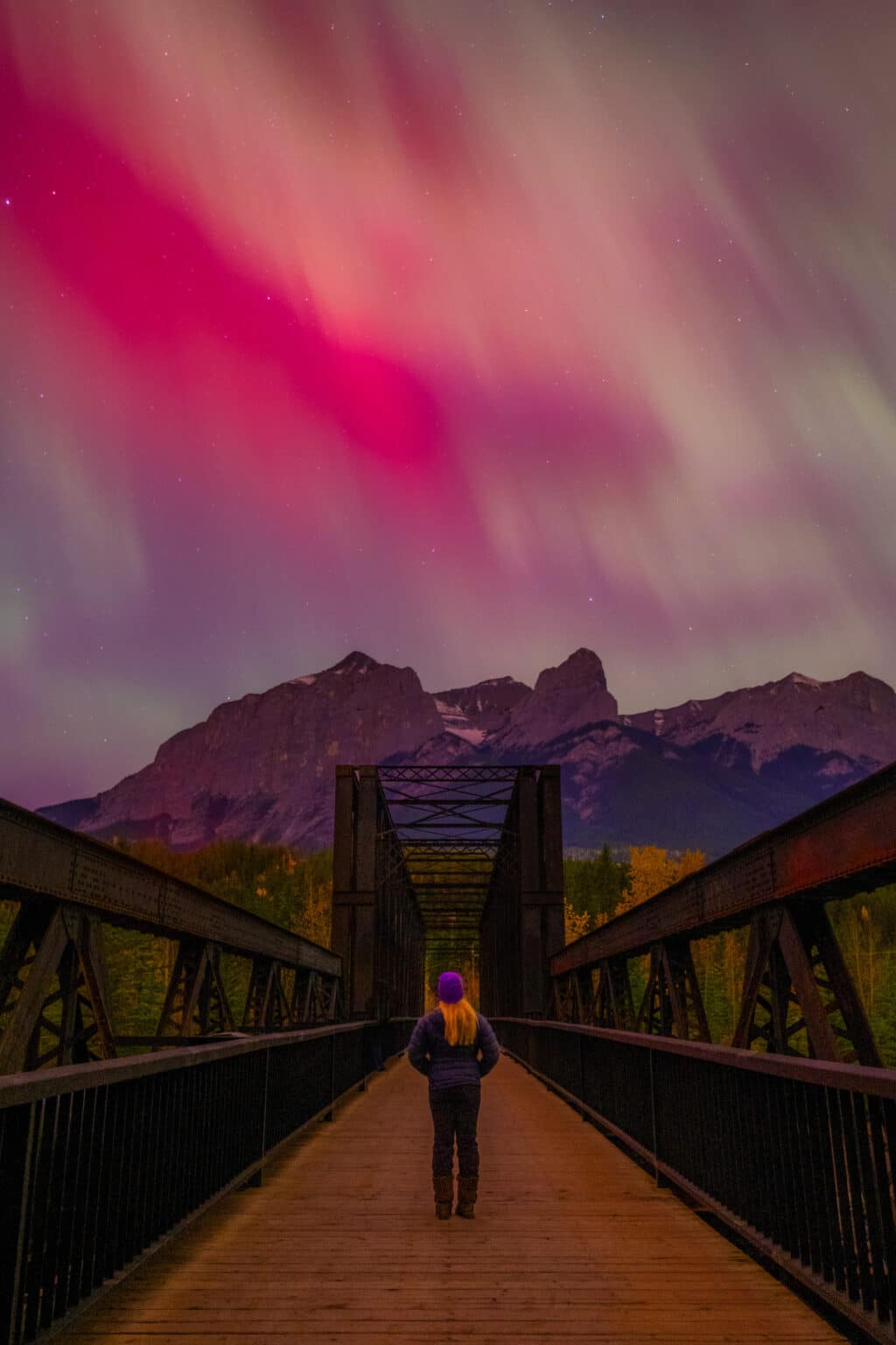 Where & HOW To See The Northern Lights in Banff