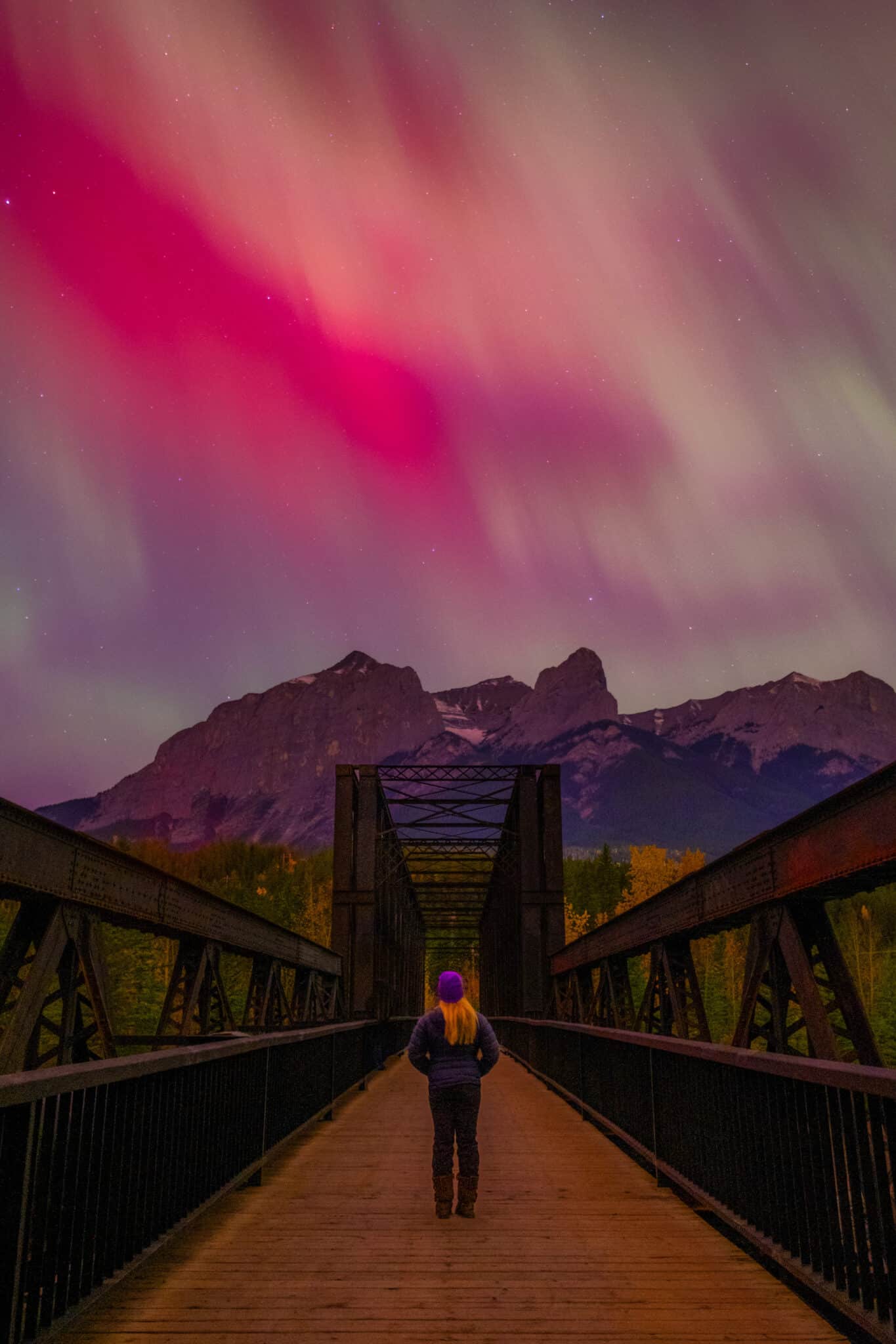 Where & HOW To See The Northern Lights in Banff