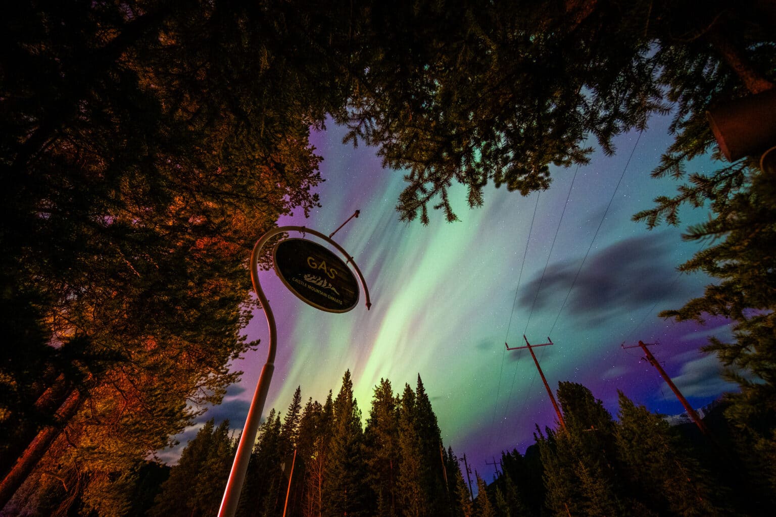 Where & HOW To See The Northern Lights in Banff