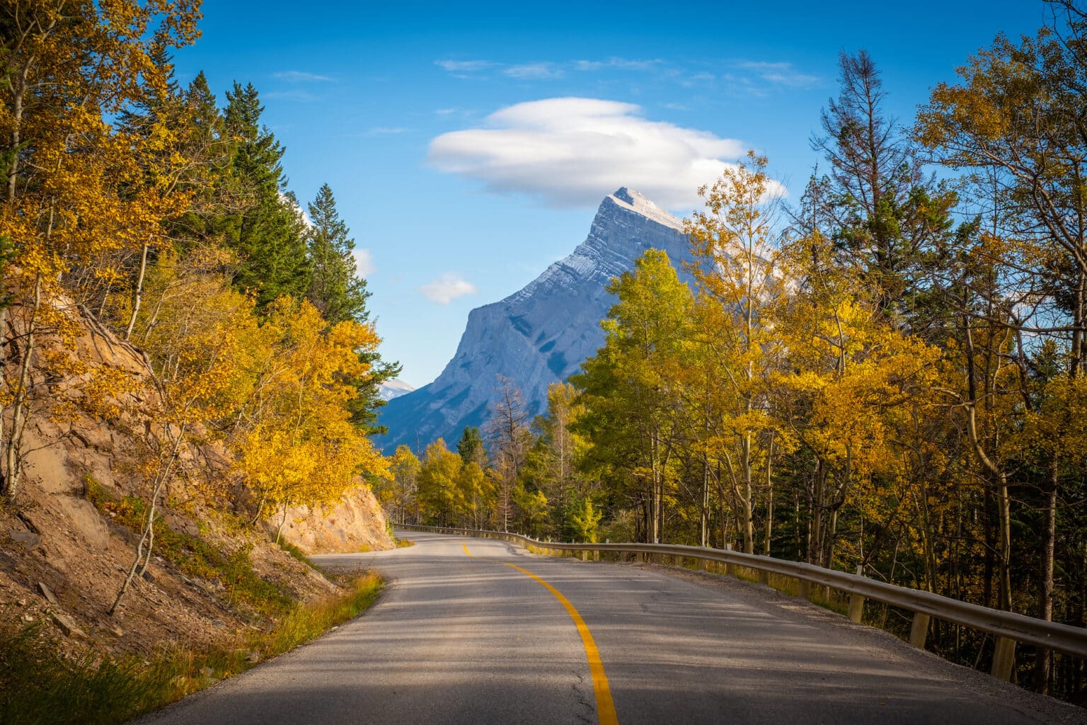 16 BEST Stops On the Drive From Calgary to Edmonton (Direct Route)