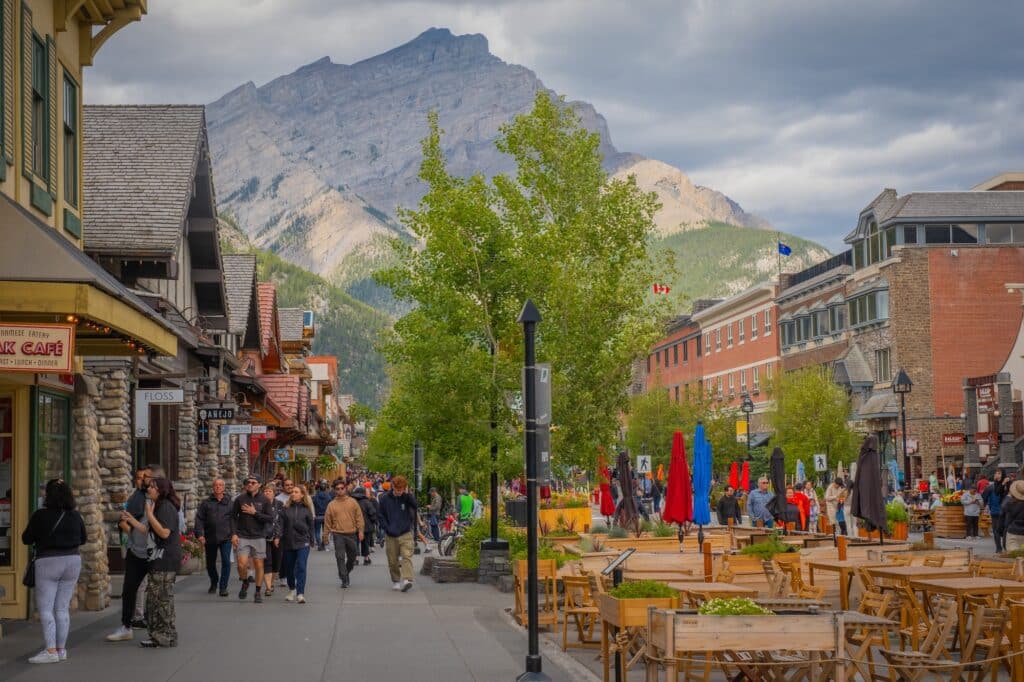 A 2 Day Banff Itinerary That ACTUALLY Makes Sense