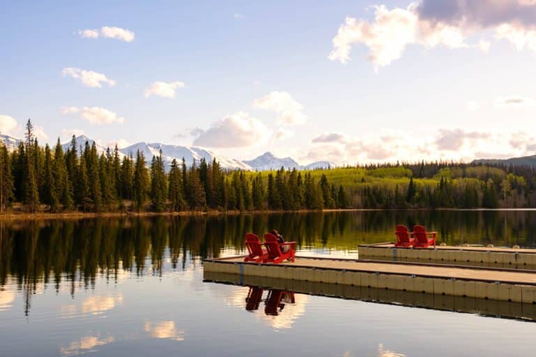 11 Reasons to VISIT Pyramid Lake in Jasper National Park